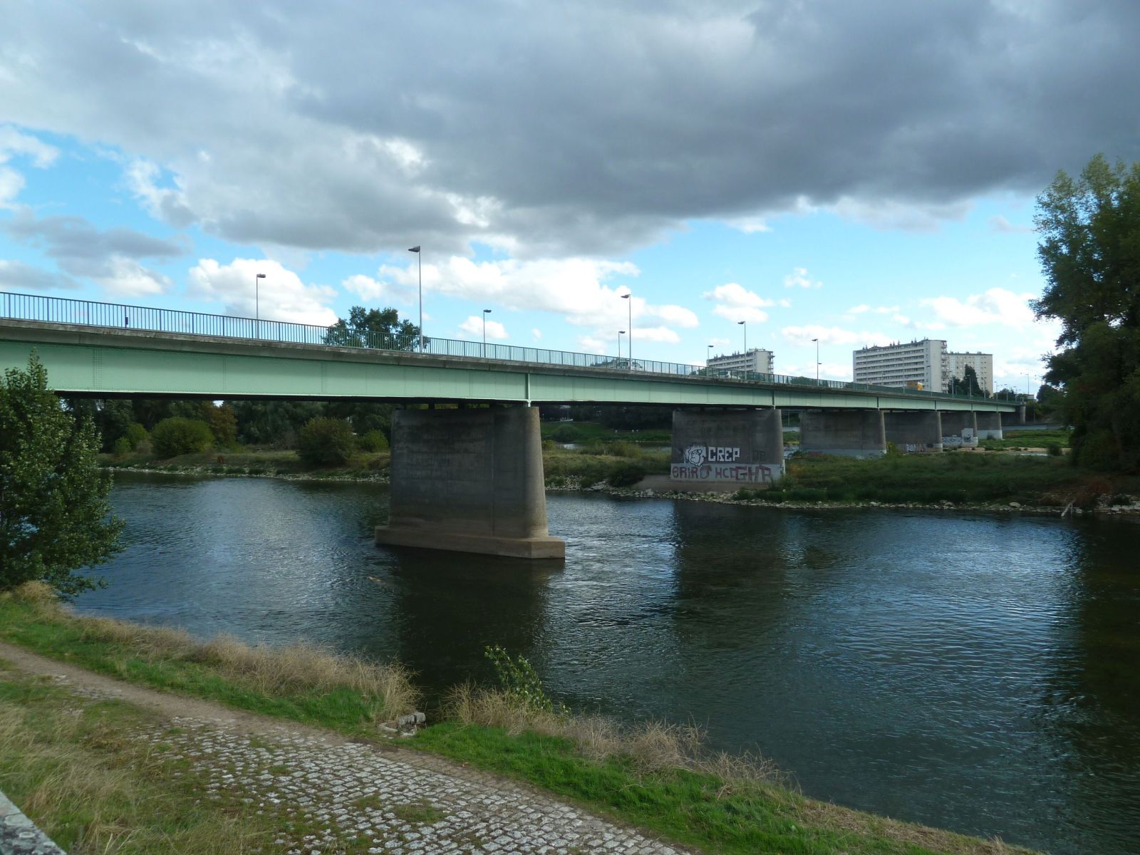 Brücken über die Loire